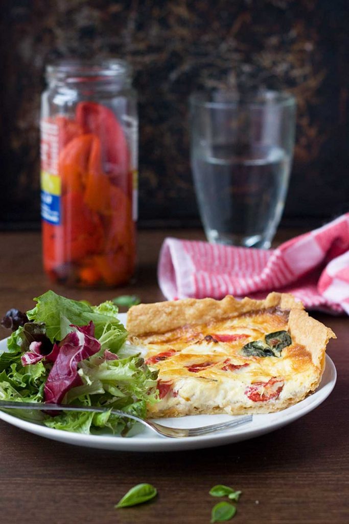 Easy Red Pepper And Feta Quiche (Mediterranean Quiche) - Scrummy Lane
