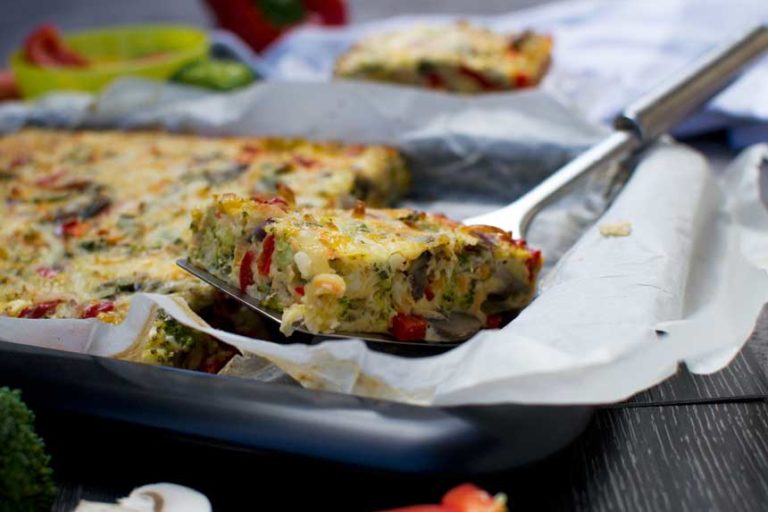 'Everything' sheet pan frittata (vegetable frittata) - Scrummy Lane