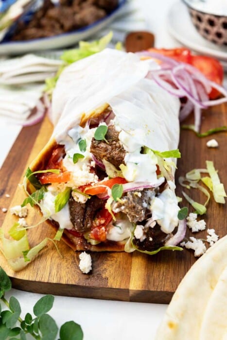 Easy Lamb Pitas (Greek Style) - Scrummy Lane