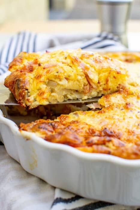 The Very Best Crustless Quiche (Impossible Quiche!) - Scrummy Lane