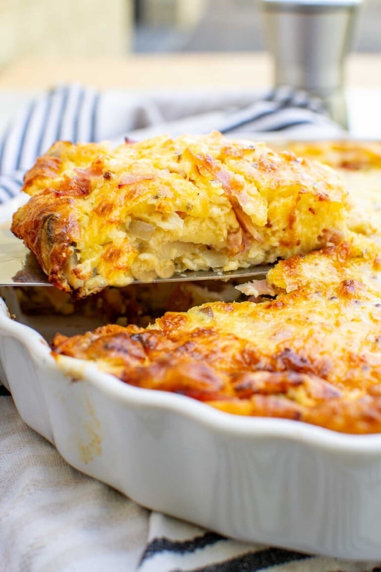 The Very Best Crustless Quiche (Impossible Quiche!) - Scrummy Lane