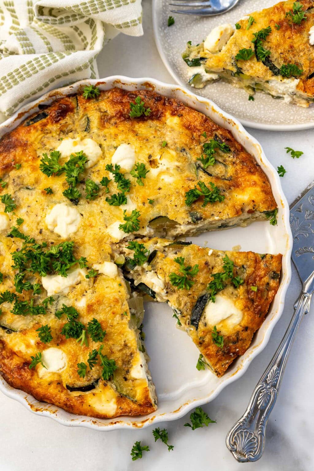 'Magic' Crustless Zucchini Quiche - Scrummy Lane
