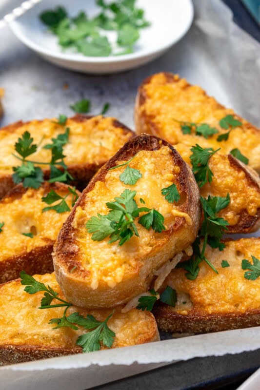 10-Minute Parmesan Cheese Toasts (For Soups, A Side Dish Or Appetizer ...