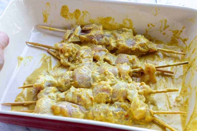 Easy Satay Chicken With Rice - Scrummy Lane