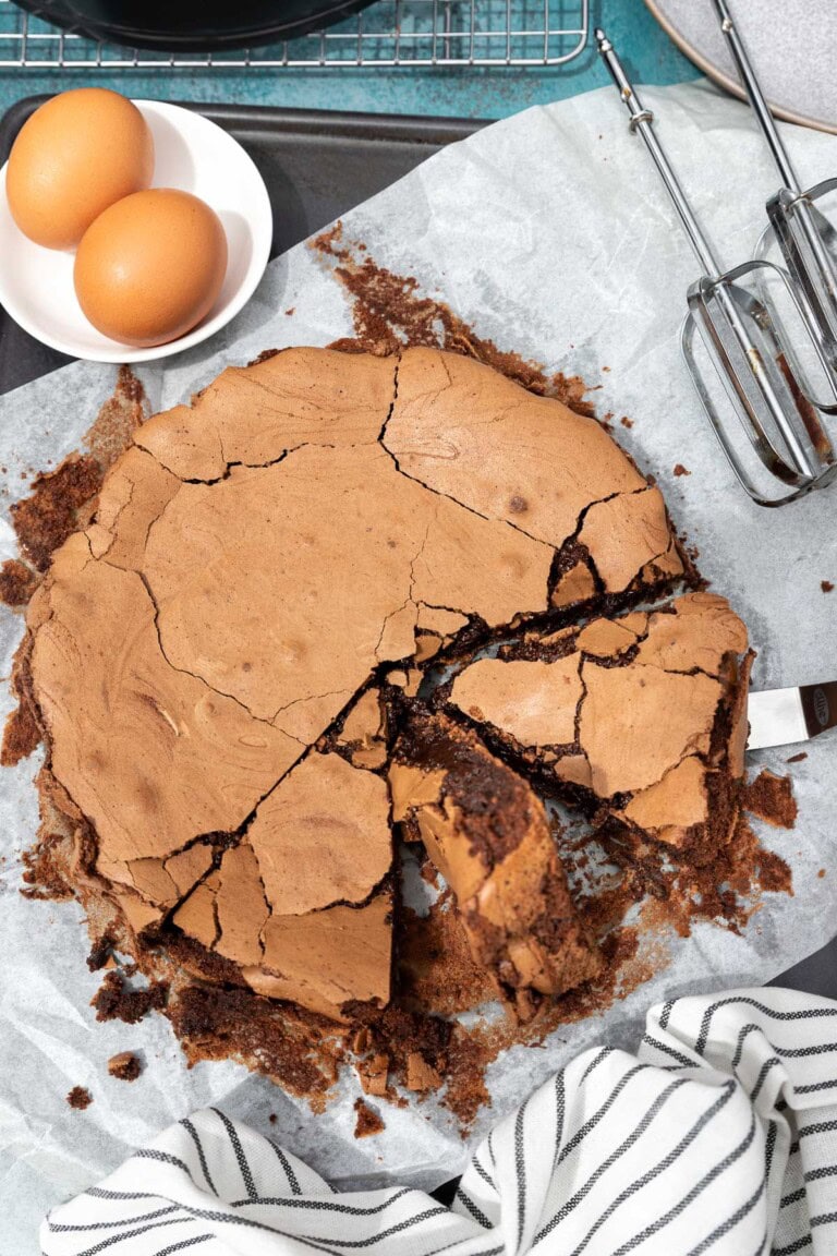 Torta Tenerina (Fudgy Italian Chocolate Cake) - Scrummy Lane