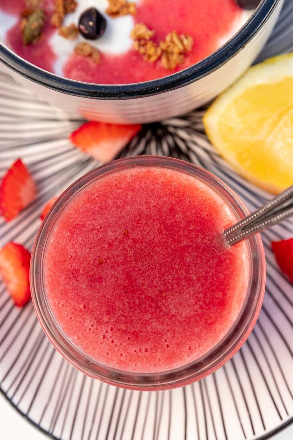 5-Minute Strawberry Purée (For Drinks, Breakfast, Desserts & More ...