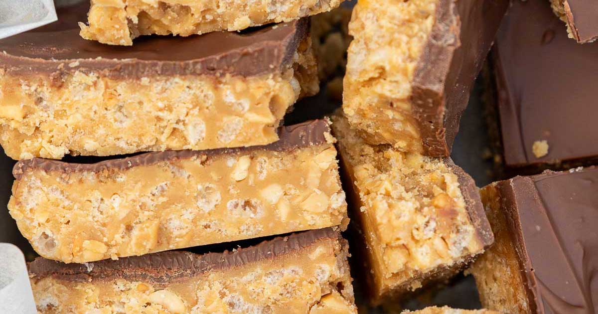 Peanut Butter Crunch Bars (6 Ingredients, No Bake) - Scrummy Lane